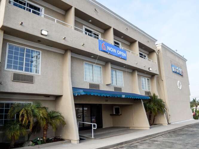 Motel 6 Azusa, Ca - West Covina, CA
