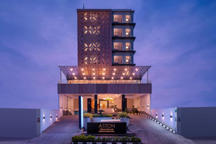 Aston Pekalongan Syariah Hotel & Conference Center - ペカロンガン