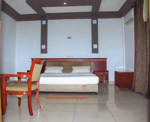 New Green Horse Hotel - Cotonou