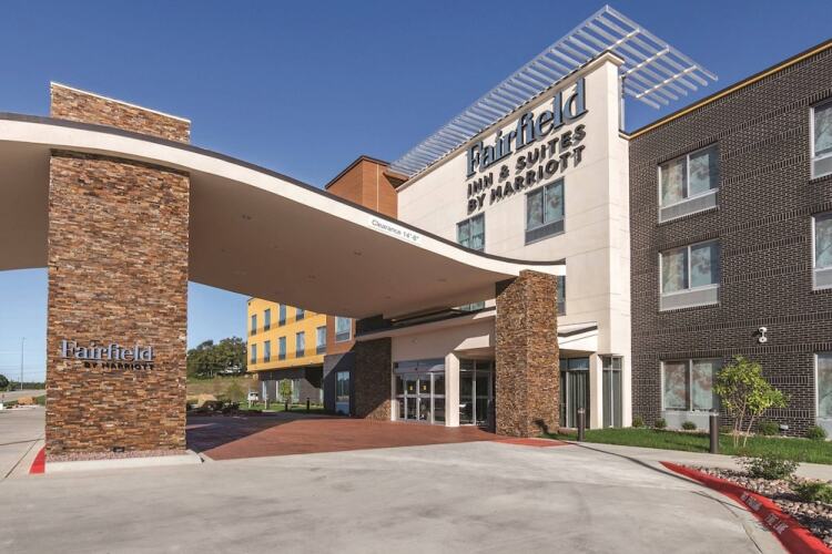 Fairfield Inn & Suites By Marriott Kansas City Shawnee - Shawnee, KS