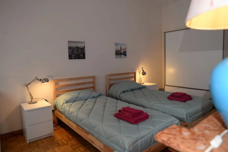 Room In Guest Room - Welcome To Our Establishment We Will Be Happy To Welcome You - Rome