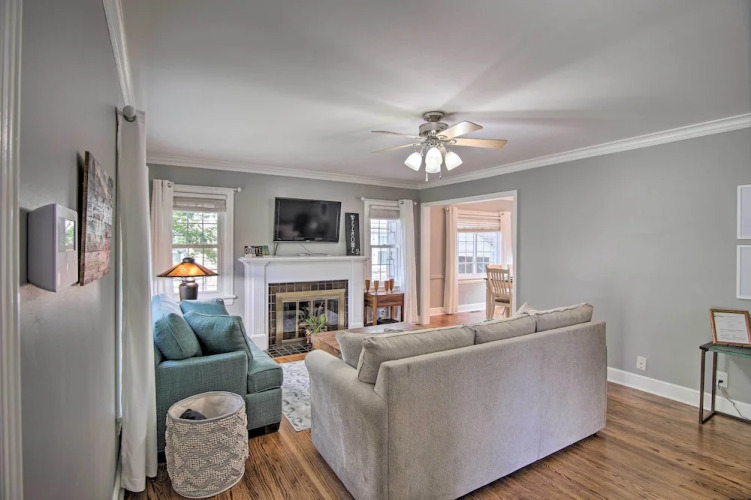 Charming Tulsa Bungalow W/ Furnished Deck! - 塔爾薩