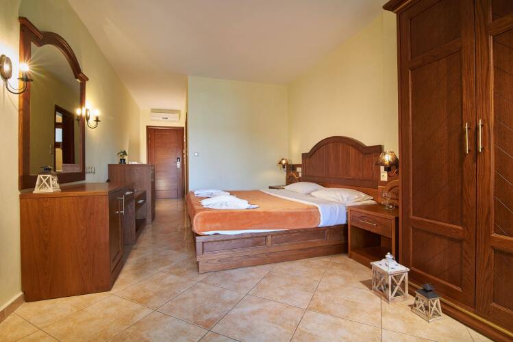 Toroni Blue Sea Hotel - Halkidiki