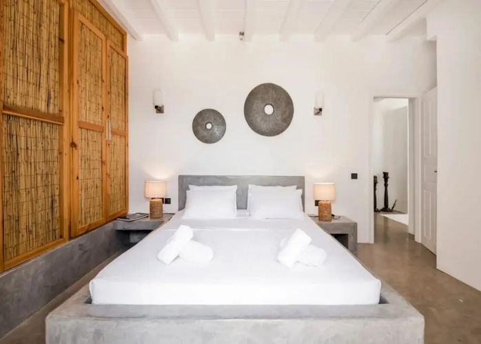 Kennedys Group - Mykonos