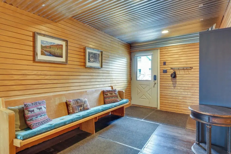 Spacious Old Forge Condo W/ Patio & Fire Pit! - Old Forge, NY