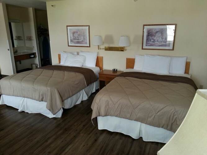 Eagle Peak Lodge & Cabins - Ashton, ID