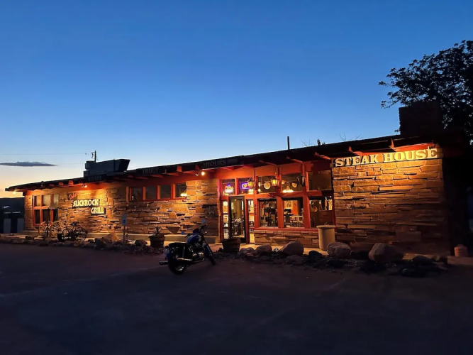 Dukes Slickrock Campground & Rv Park - Utah