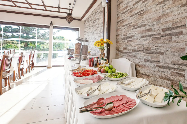 The Ship Inn Hotel And Villas - Girne