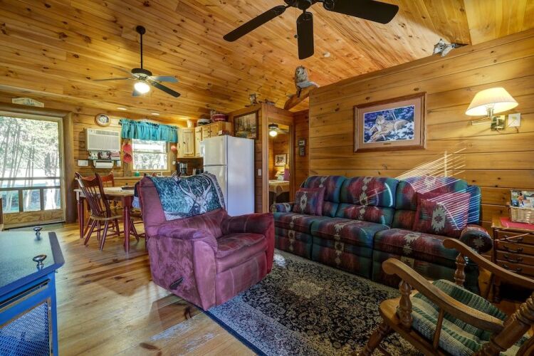 Cobb Creek Cabins - Blairsville, GA