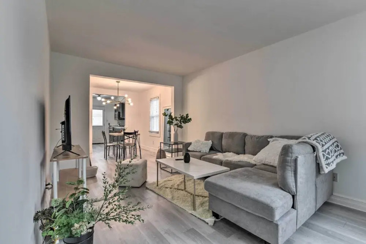 Trendy Birmingham House W/ Laundry Amenities! - Birmingham, MI