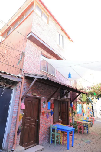 Rengarenk Pansiyon - Ayvalık