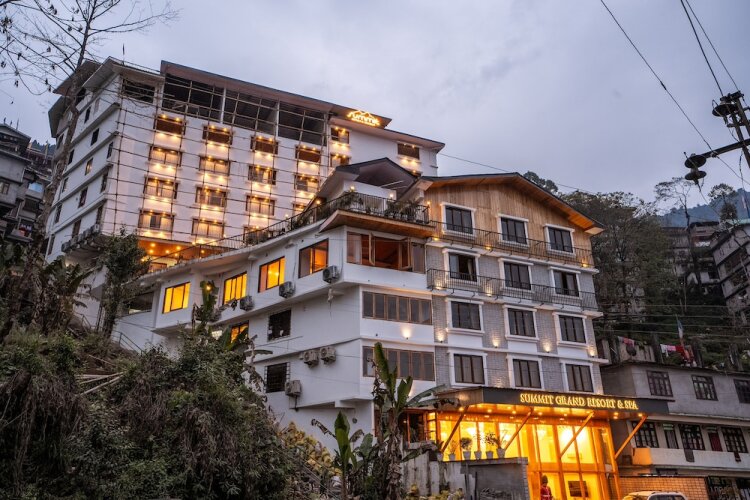 Summit Grand Resort & Spa , Gangtok - Gangtok