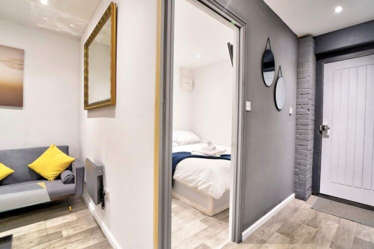 Cozy Guest Lodge With A Large Secluded Garden - Thurrock