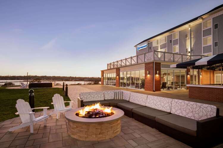Wyndham Newport Hotel - Tiverton