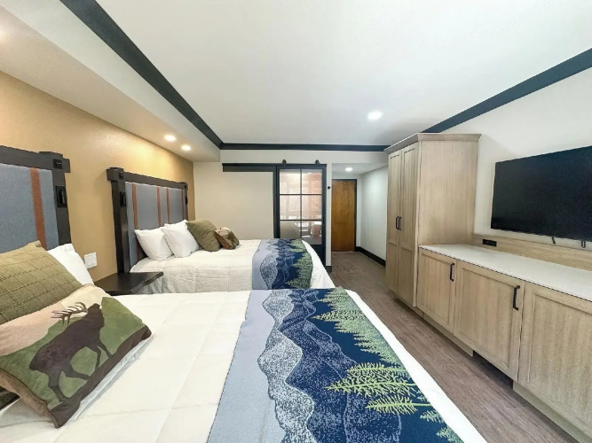 Fontana Village Resort - Calderwood Lake, TN
