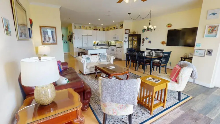 Desoto Beach Club 304 - Tybee Island, GA