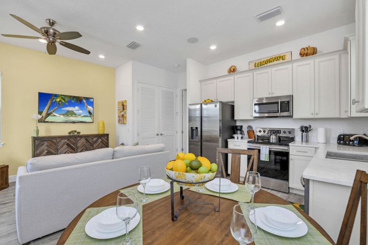 Margaritaville Cottage, Private Pool, Near Disney! - Florida