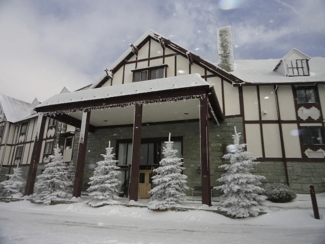 4 Seasons At Beech Mountain - Banner Elk