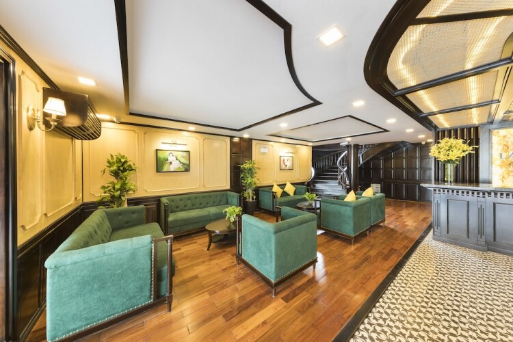 La Regina Legend Cruise - Quảng Yên