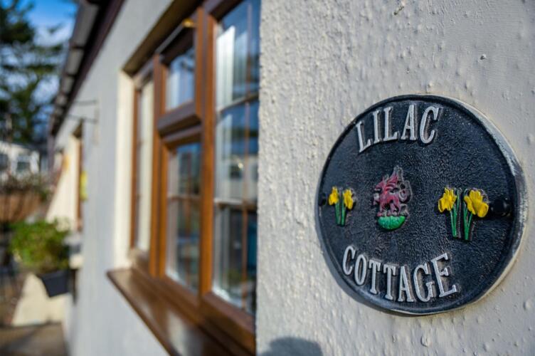 Lilac Cottage - 1 Bed Cottage - Amroth - Carmarthenshire