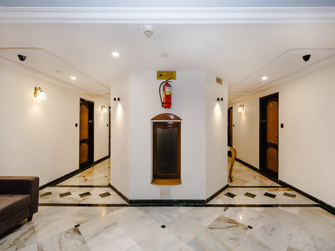Hotel Galaxy - Surat