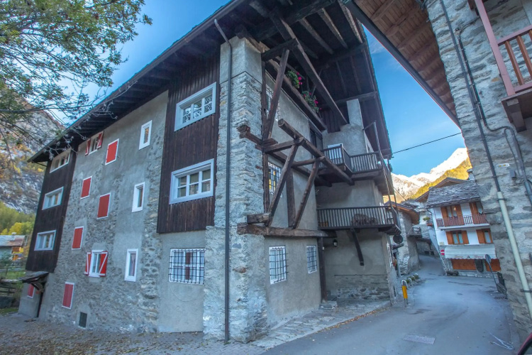 L'atelier Du Temps - Pincherlestyle Apartment - Courmayeur