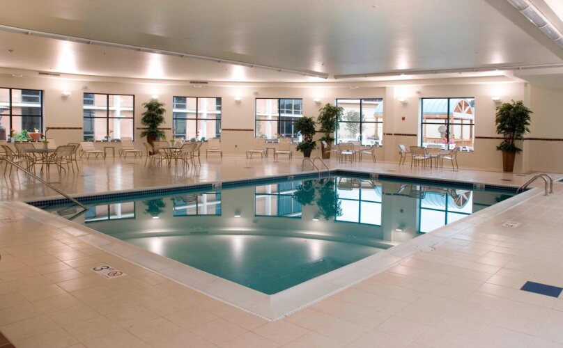 Courtyard By Marriott Canton - Canton, OH