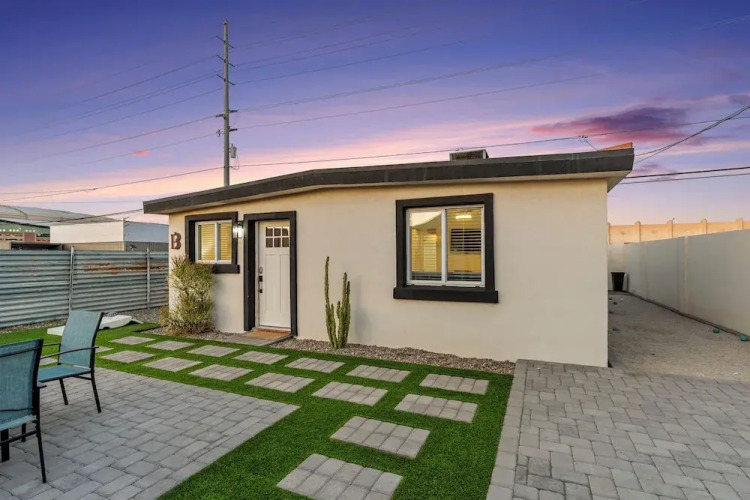 Cottage With Bbq & Hot Tub - Phoenix, AZ