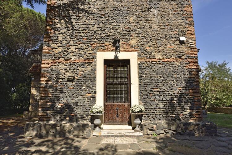 Torre Delle Cornacchie - Rome