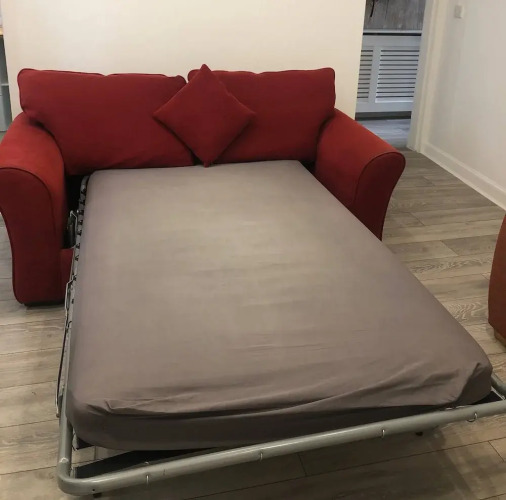 1 Bedroom Pet Friendly Apt Wd Free Wifi, Parking, Netflix & Pool Table. Sleeps 3 - Fife