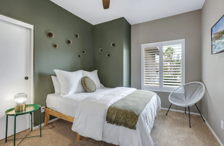 The Cozy Vibe W/ Pool & Spa - Palm Springs, CA