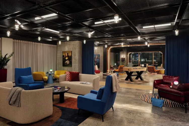 New Hotel Moxy Montreal Downtown - Montreal