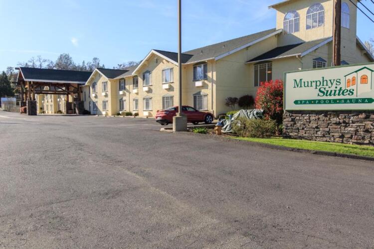 Murphys Suites - Murphys, CA