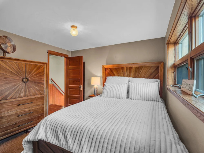 The Eagles Nest - Salamanca, NY