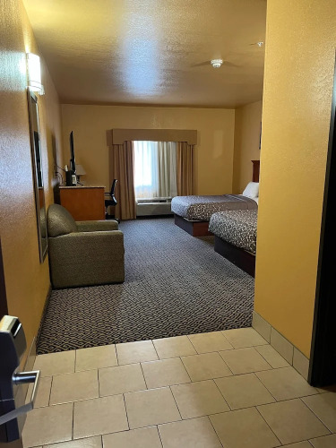 Hiway Inn Express - Grant, OK