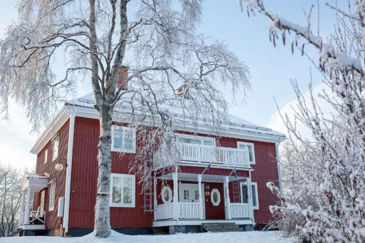 Jokkmokks Vandrarhem ÅSgård - Jokkmokk