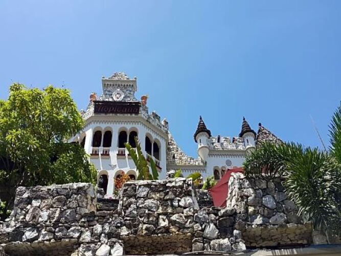 Tropicana Castle Dive Resort By Cocotel Powered By Fave - Puerto Galera