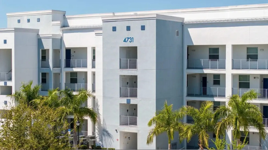 Family Condo 2bd Close To Disney Storey Lake Resort 306 4731 - Orlando, FL