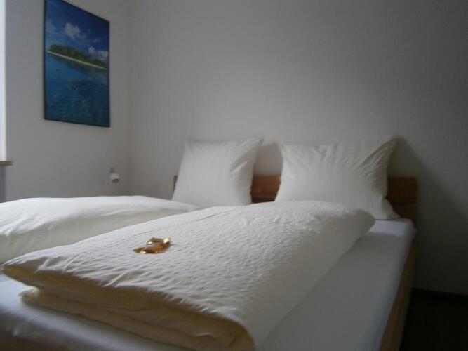 Thai Tawan Apartments - Rust