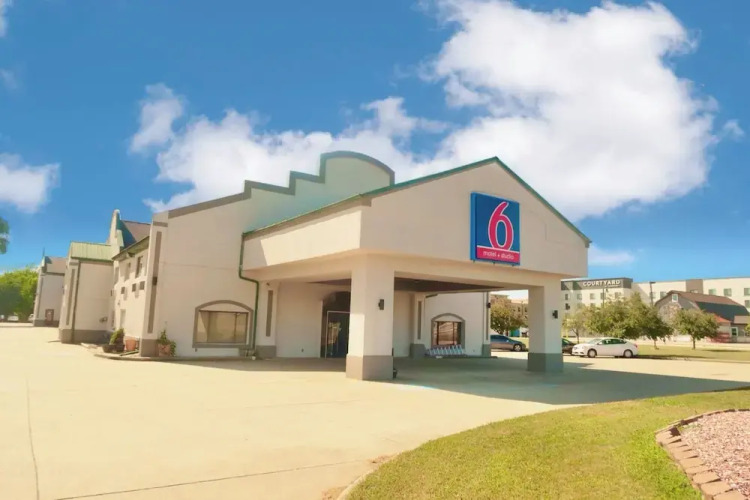Studio 6 Suites – Elkhart, In - Elkhart, IN