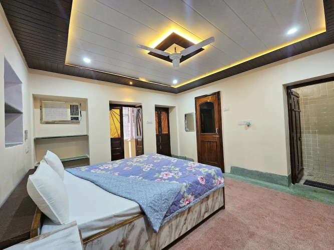 Saraogi Homestays - Varanasi