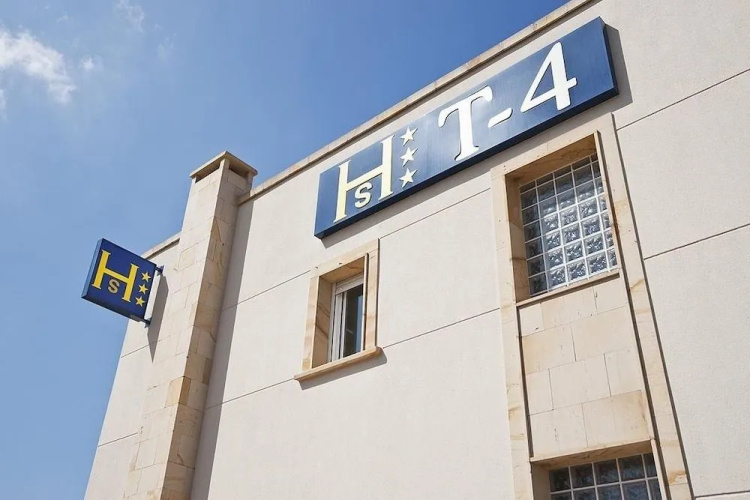 Hostal T4 - Madrid
