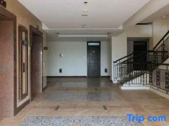 Reddoorz Plus @ Cuarto Verde Staycation - Bacoor