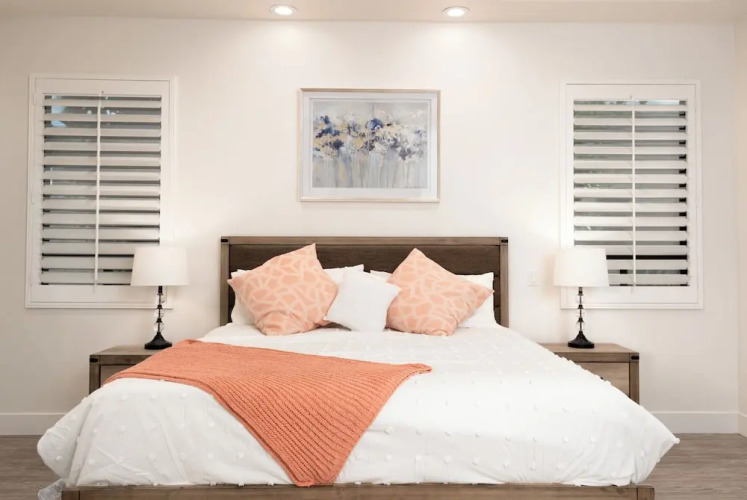 Luxury Resort Style Living W/ Pool & Jacuzzi - Indio, CA