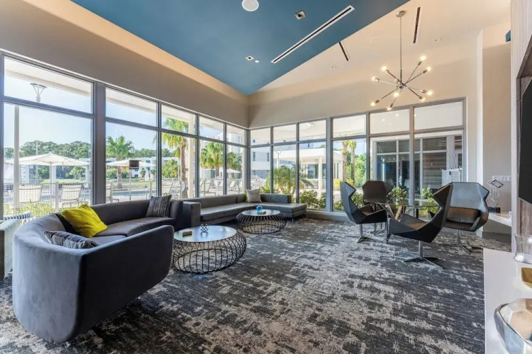 Daytona 2br Getaway Parking Family & Pet-friendly - Daytona Beach, FL