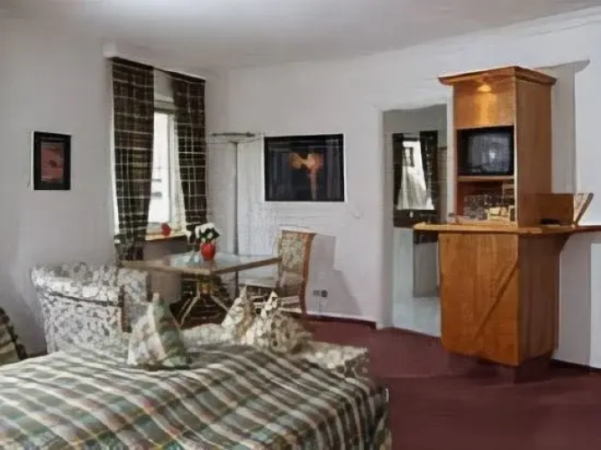 Landhotel  Gasthaus Polster - Erlangen