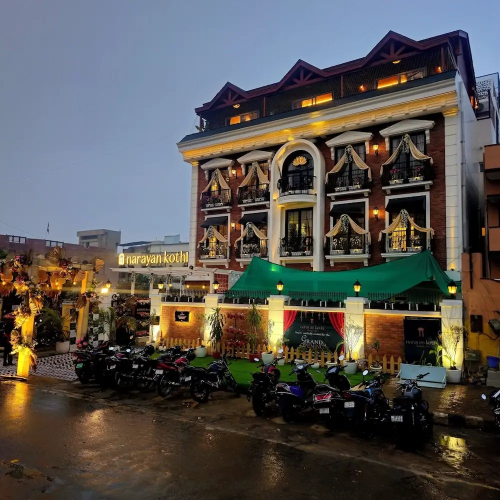 Narayan Kothi - Varanasi