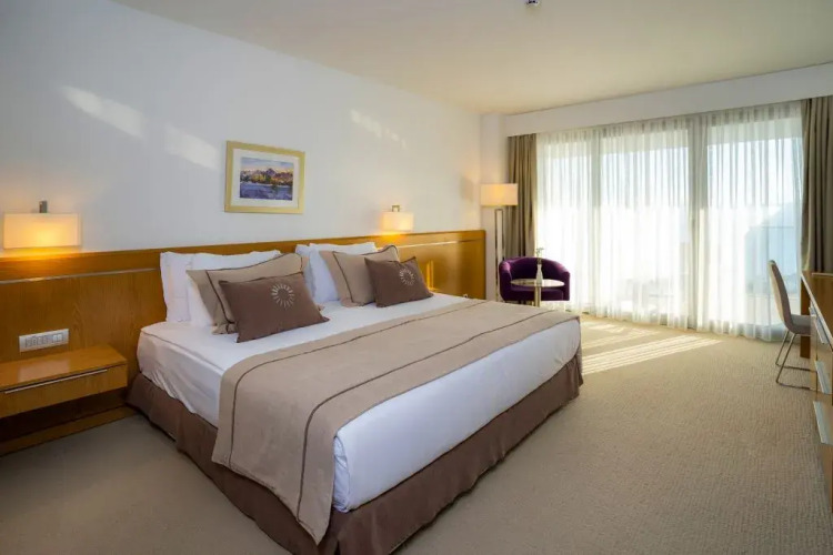 On'live Deluxe Otel - Чешме