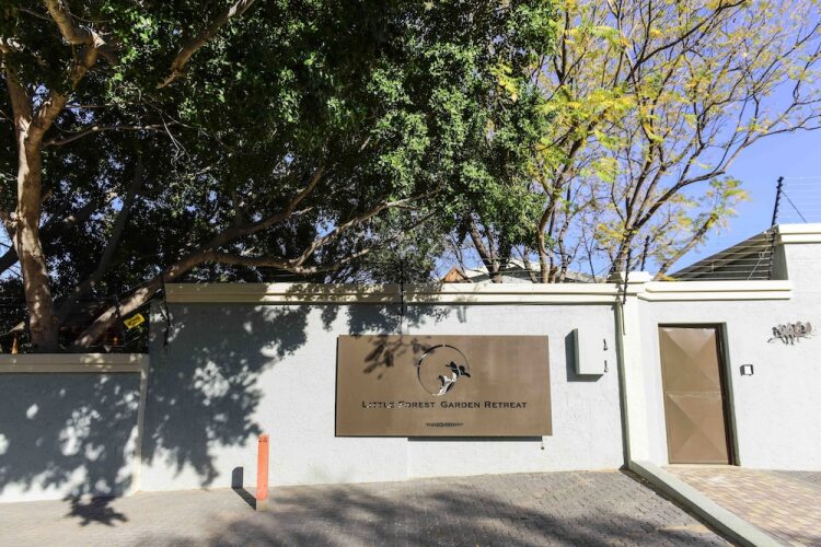 Little Forest Garden Retreat Guesthouse - Windhoek