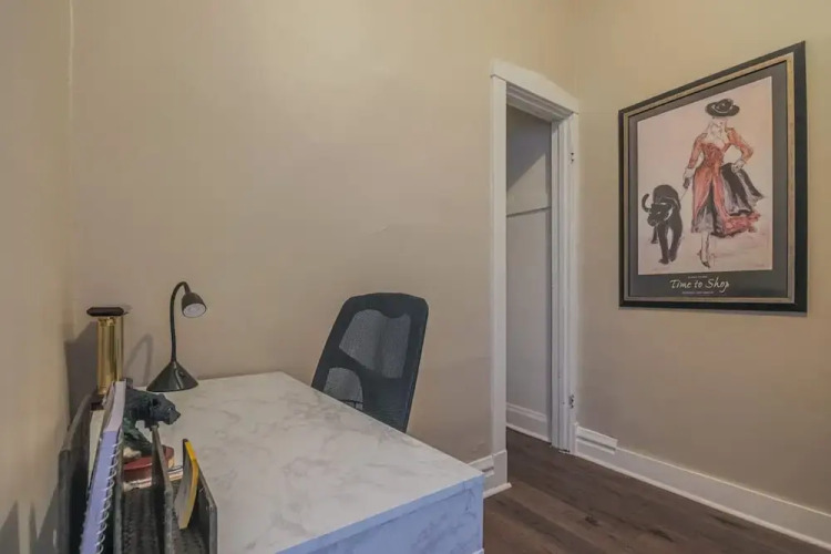 Comfy One Bed Apartment In Forest Park - Elmhurst, IL